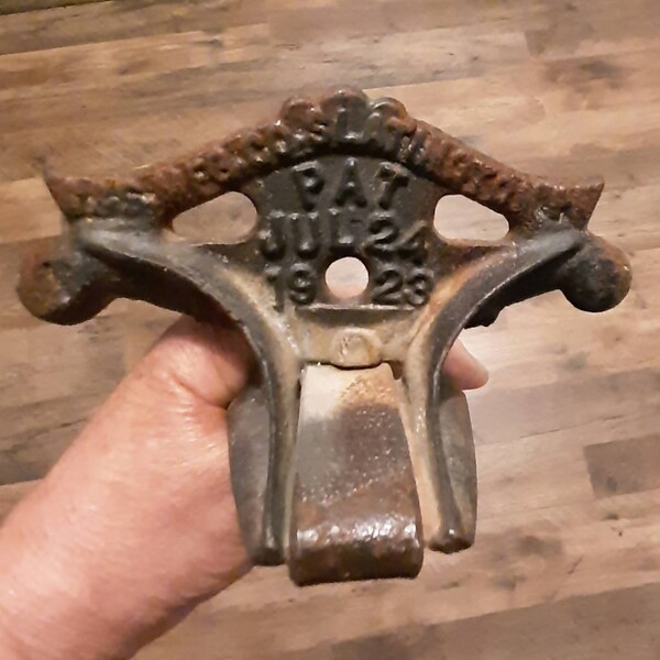 Cast Iron Snow Bird - Etsy