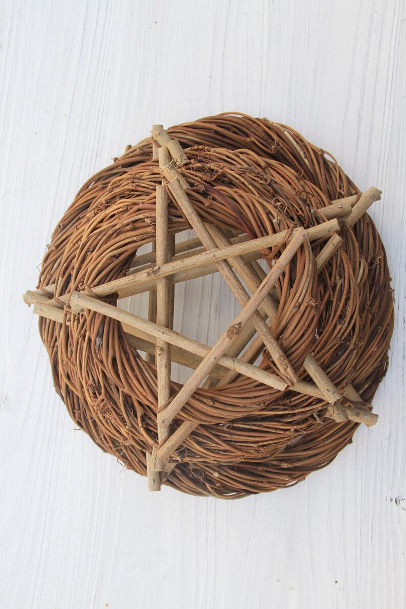 4 Sizes Pentacle Wreath Wood Branch Pentagram Grapevine Altar Decor ...