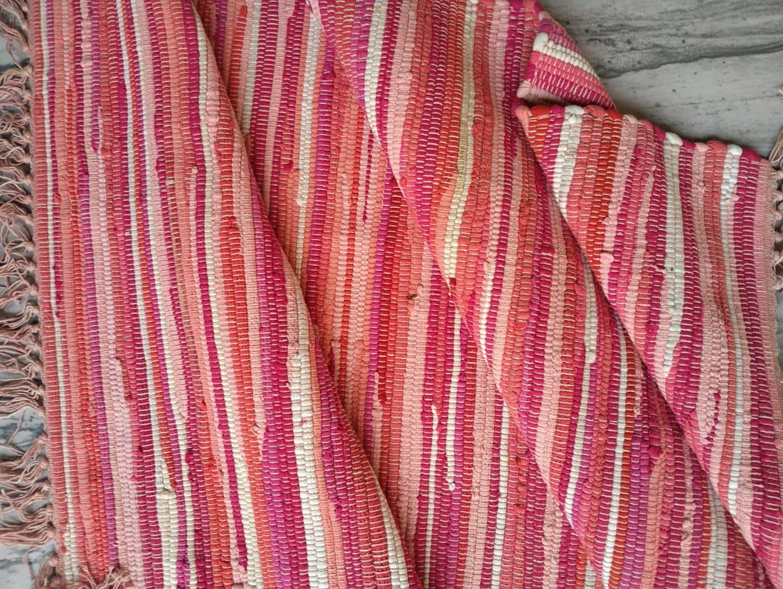 Pretty in Pink: Handwoven 100% Cotton Wool Area Rugs in Multiple Sizes ...