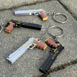 Devil May Cry 5 Dante Ebony & Ivory Keychain - Etsy