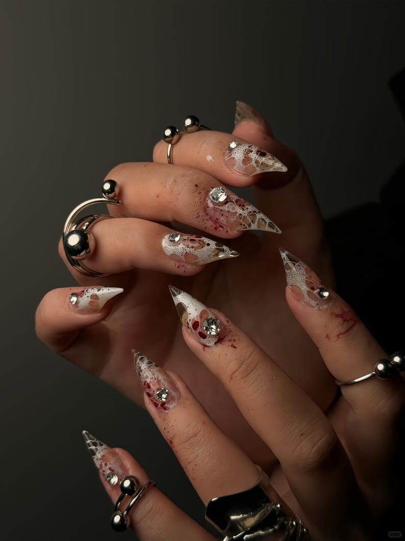 Horror Claw Press on Nails: Extreme Ruby Spatter and Shattered Glass ...