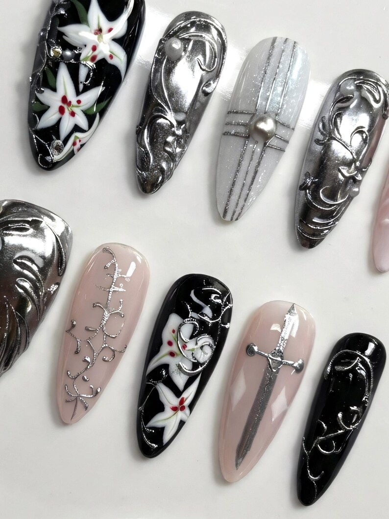 Medieval Floral Press on Nails: Chrome Cross, Armor Sculpt & Dark ...