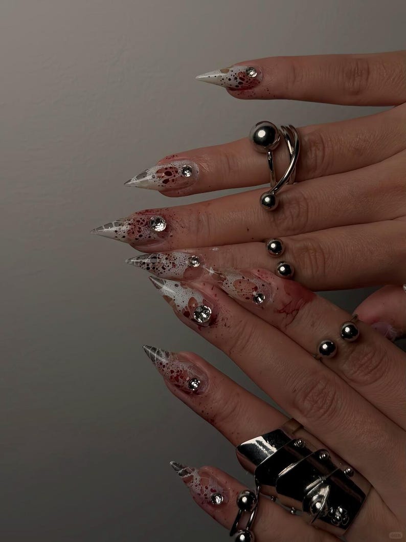 Horror Claw Press on Nails: Extreme Ruby Spatter and Shattered Glass ...