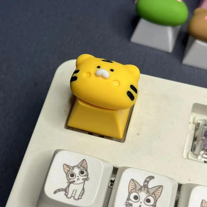 Kawaii Animal Keycaps | Handmade Custom Keycaps | Teddy Bear, Tiger and ...