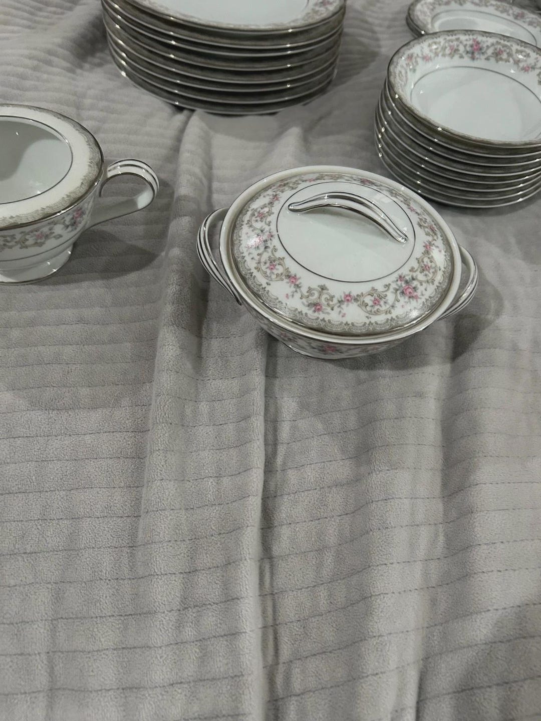 3 Pc Noritake Edgewood #5807 Creamer, Sugar Bowl, Lid Serving Set ...