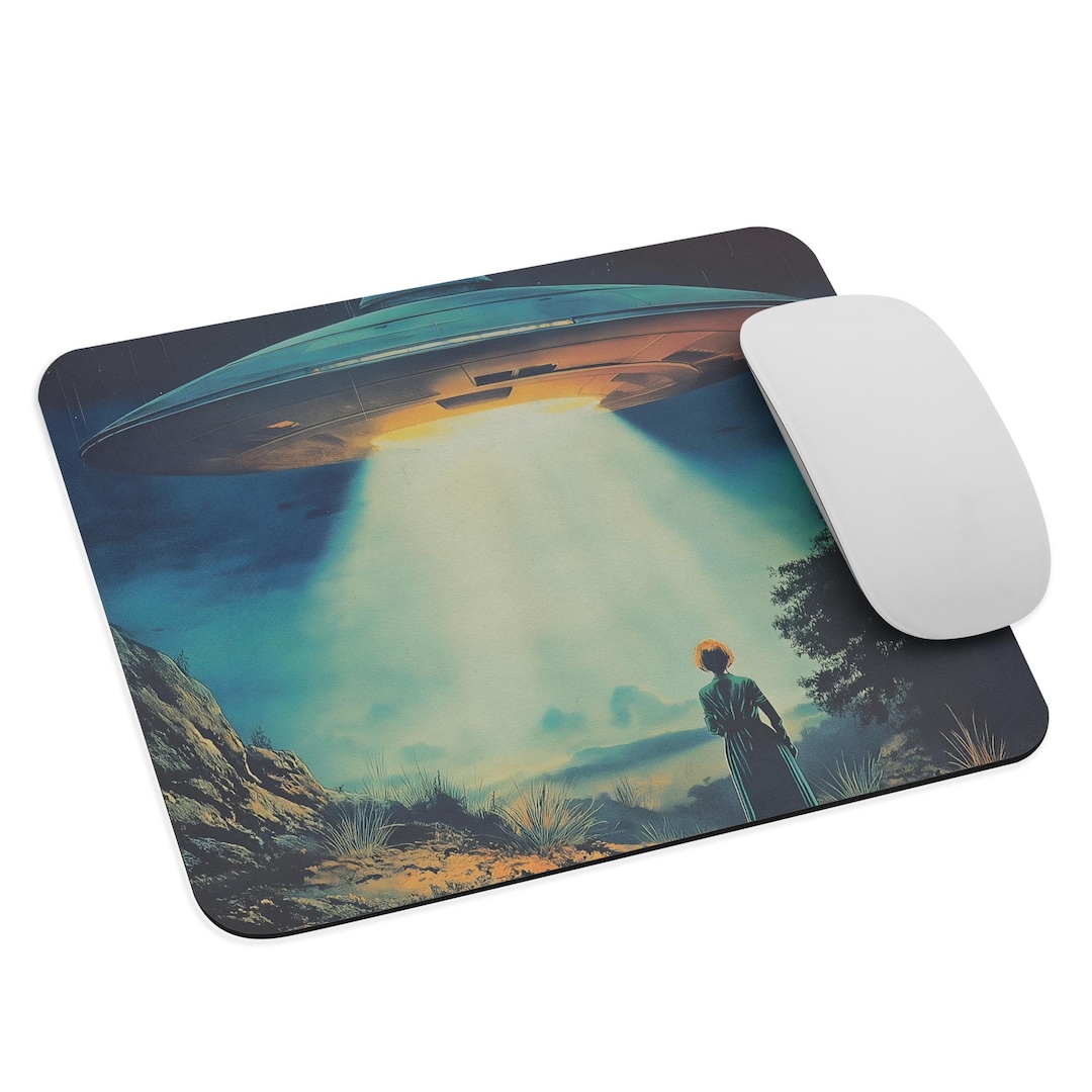 Alien Abduction Mouse Pad – Retro UFO Desk Mat, Sci-fi Gaming Mousepad ...