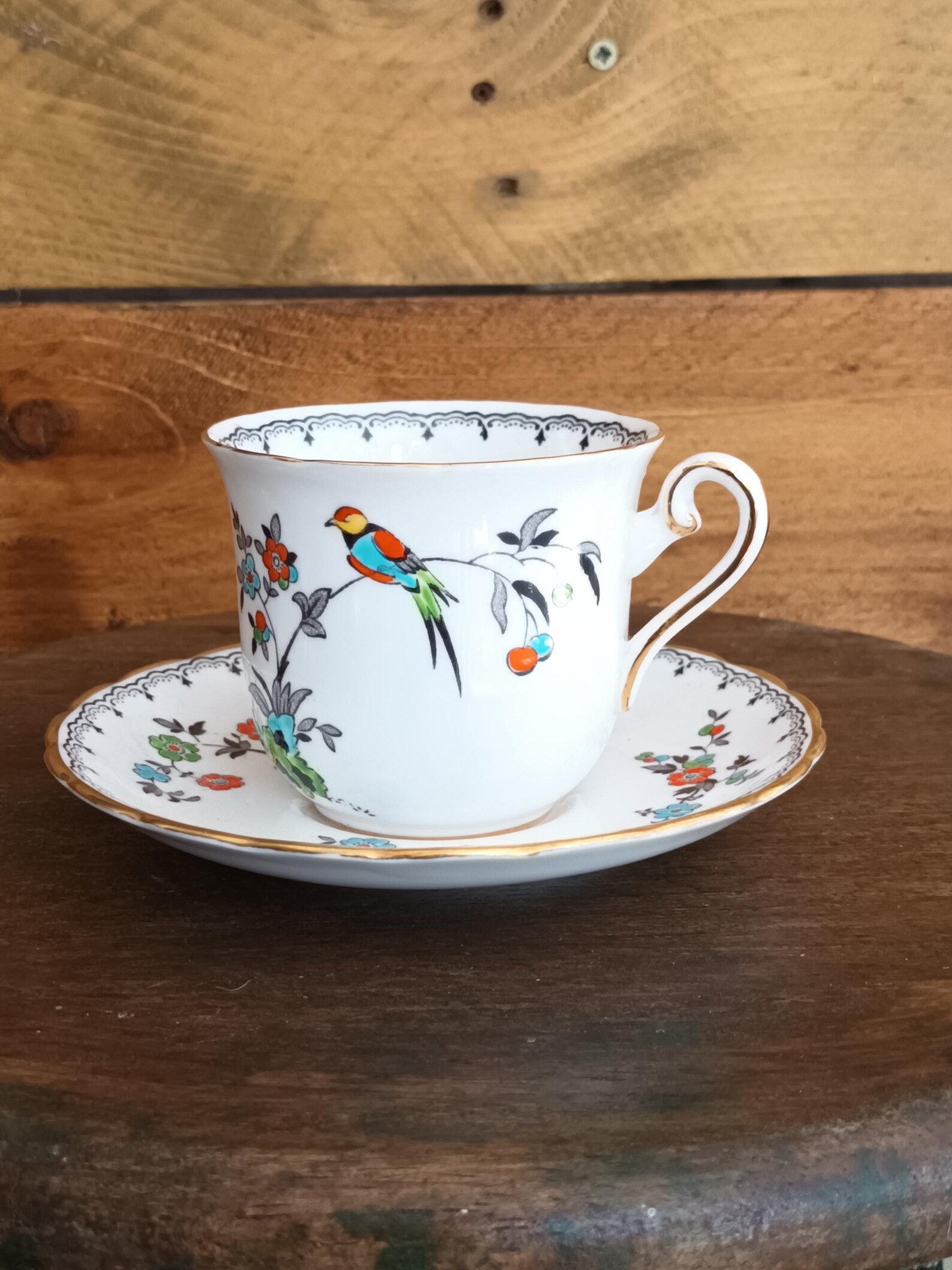 Beautiful Rare Vintage Hand Painted Enamel Tuscan Plant "bird of ...
