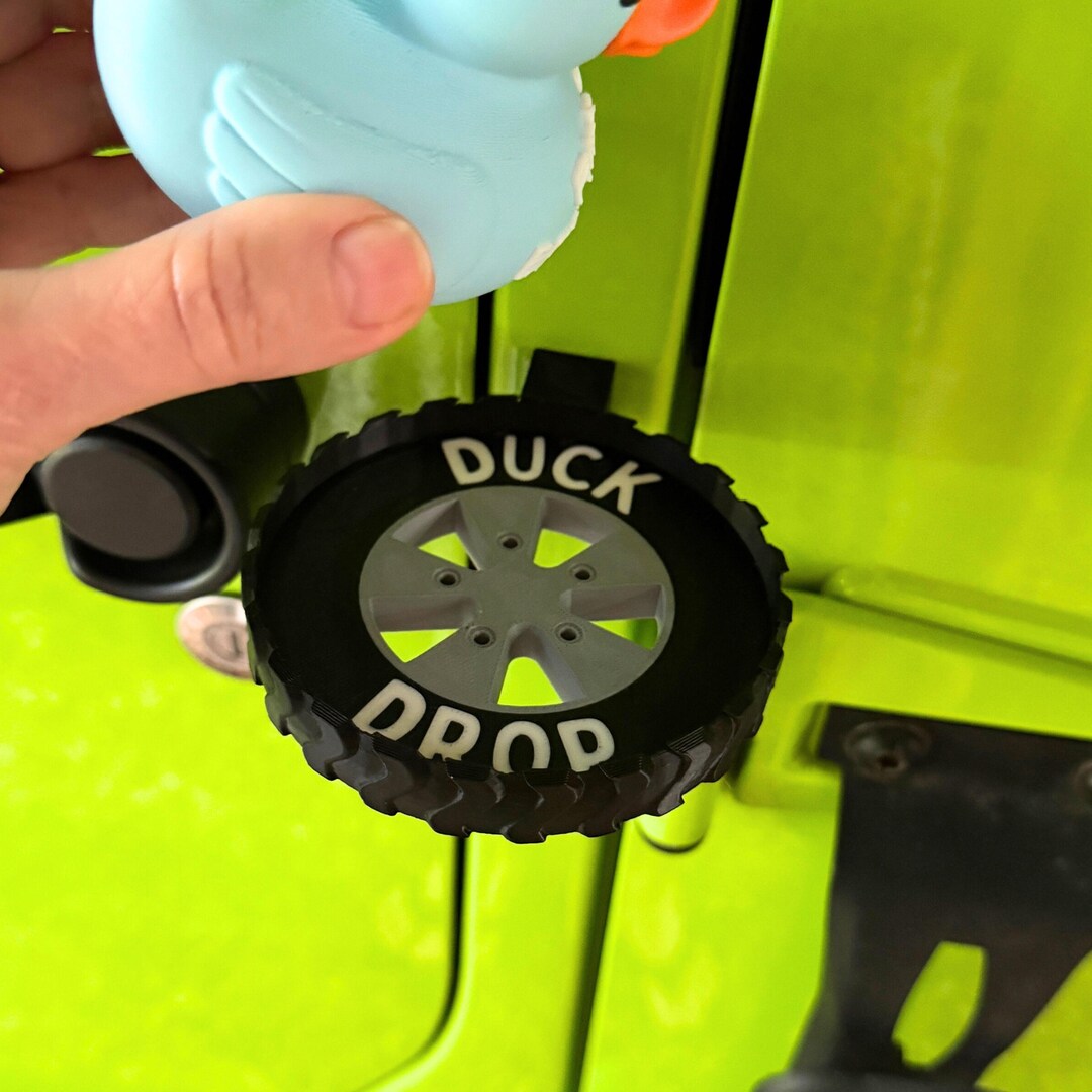Magnetic Duck Holder Tire Shaped Platform Design Duck Drop Magnetic ...