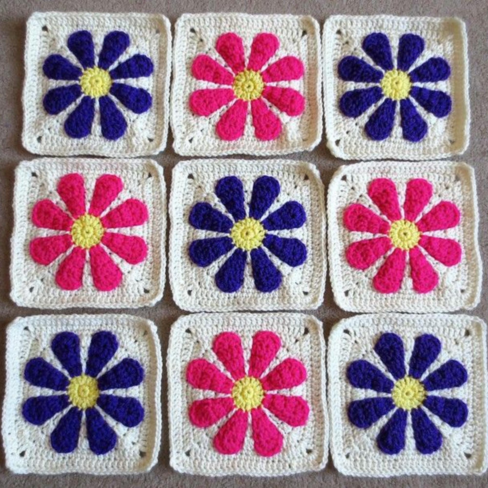 Retro Daisy Granny Square Crochet Pattern: 3D Flower PDF Tutorial - Etsy