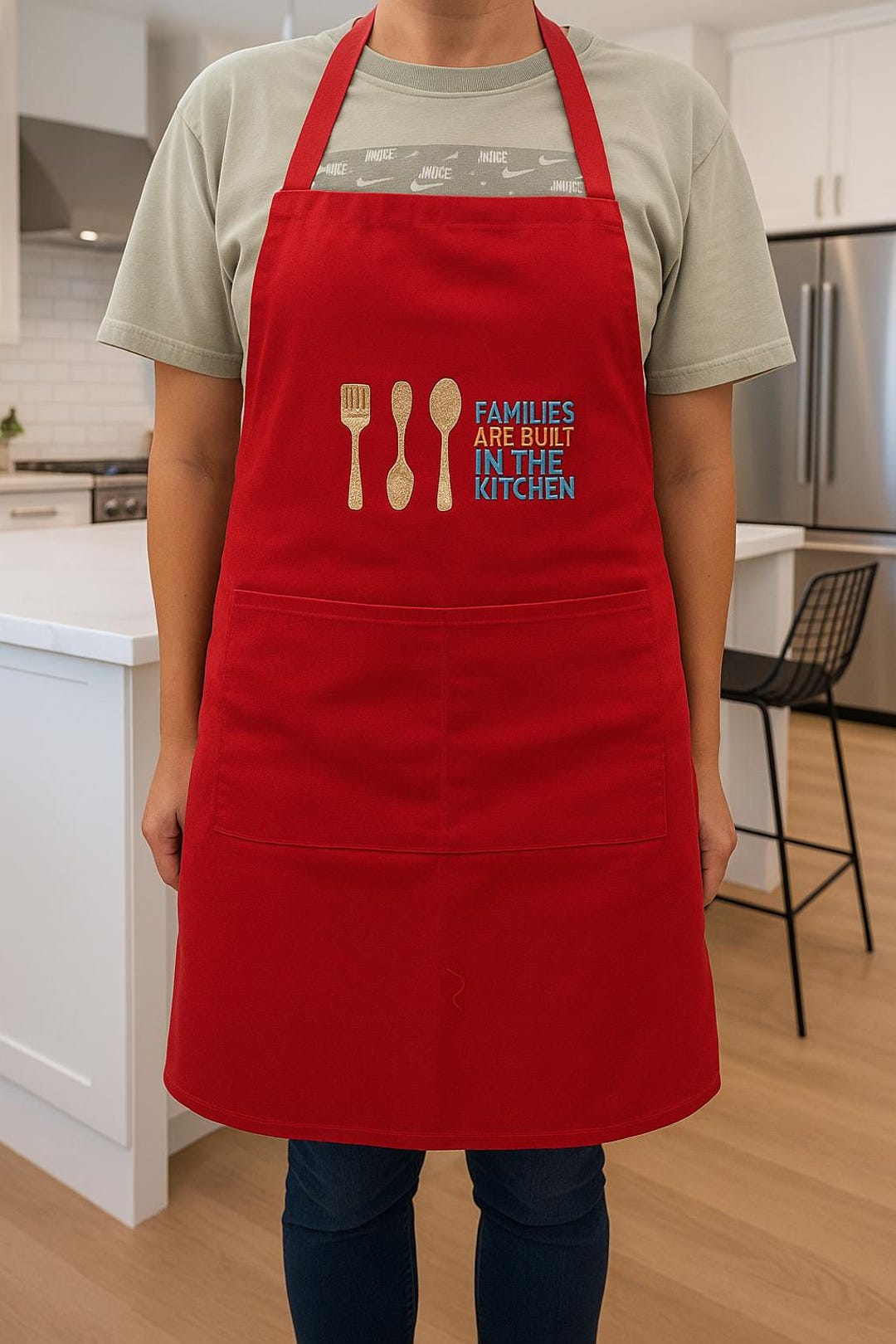 Embroidered Custom Apron: Personalized Kitchen Gift - Etsy