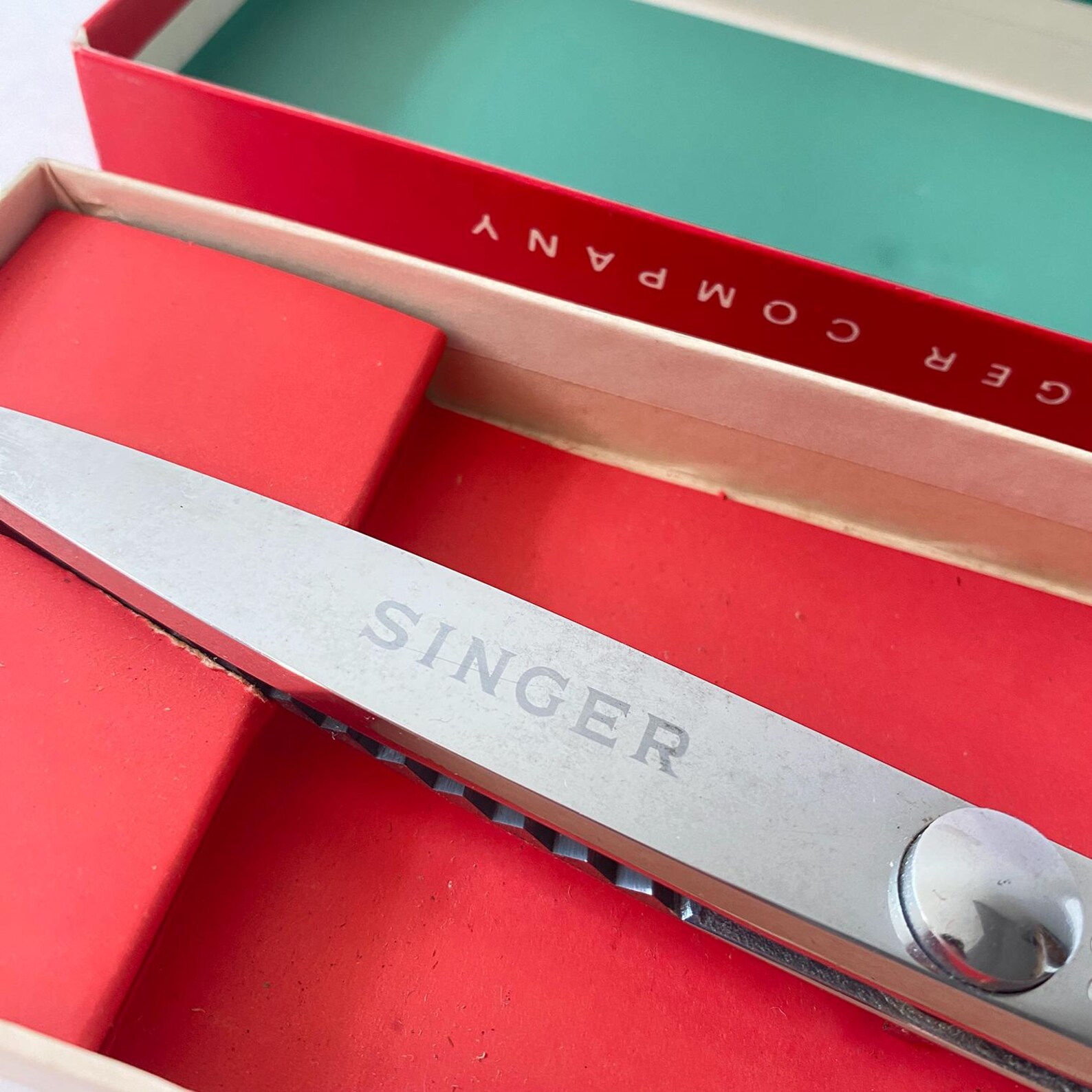 Vintage Singer Pinking Shears Model C817 Scissors Mint Condition in ...