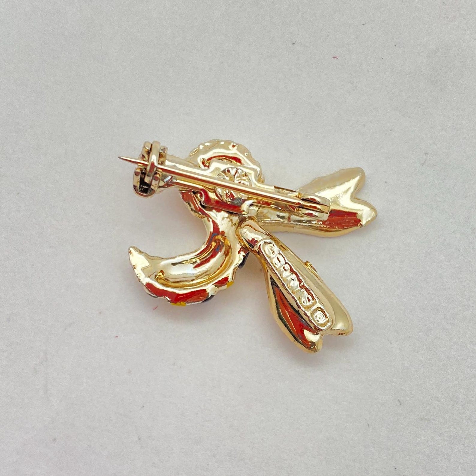 Vintage Gerry's Stinging Bee Brooch - Enamel & Gold Tone - Black Yellow ...