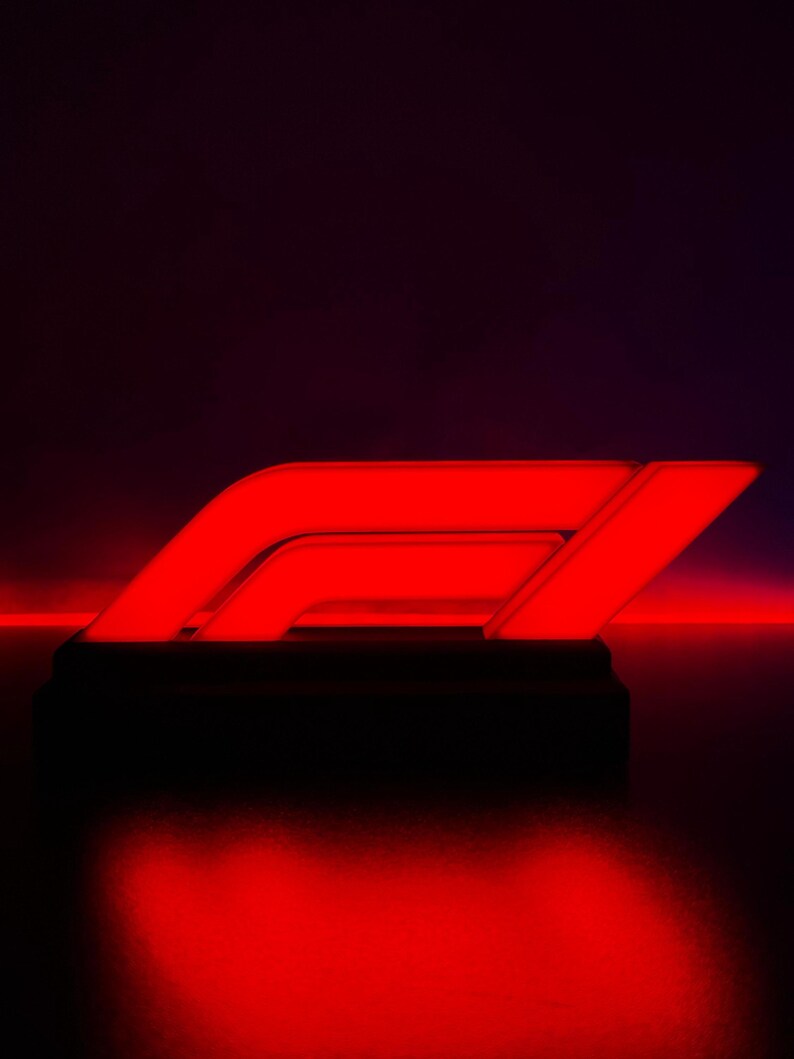 F1 LED Lamp - Rechargeable - Formula 1 LED Decor - Racing Gift - Desk ...