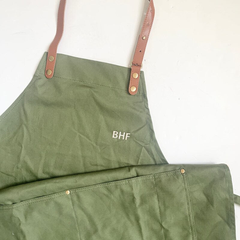 Monogrammed Aprons - Etsy