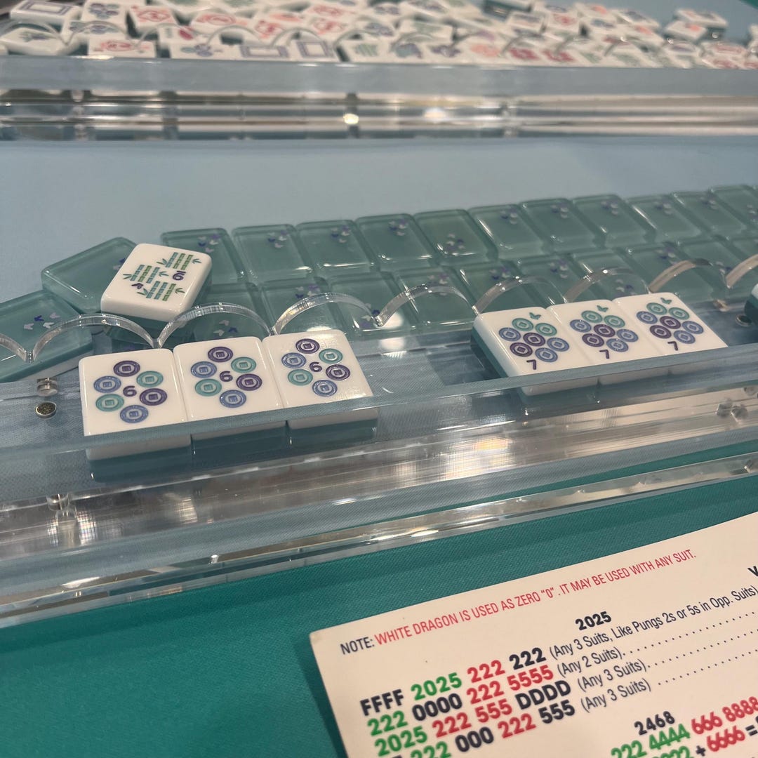Scallop Acrylic Mahjong Rack – Elegant Tile Holder for Mahjong Lovers ...