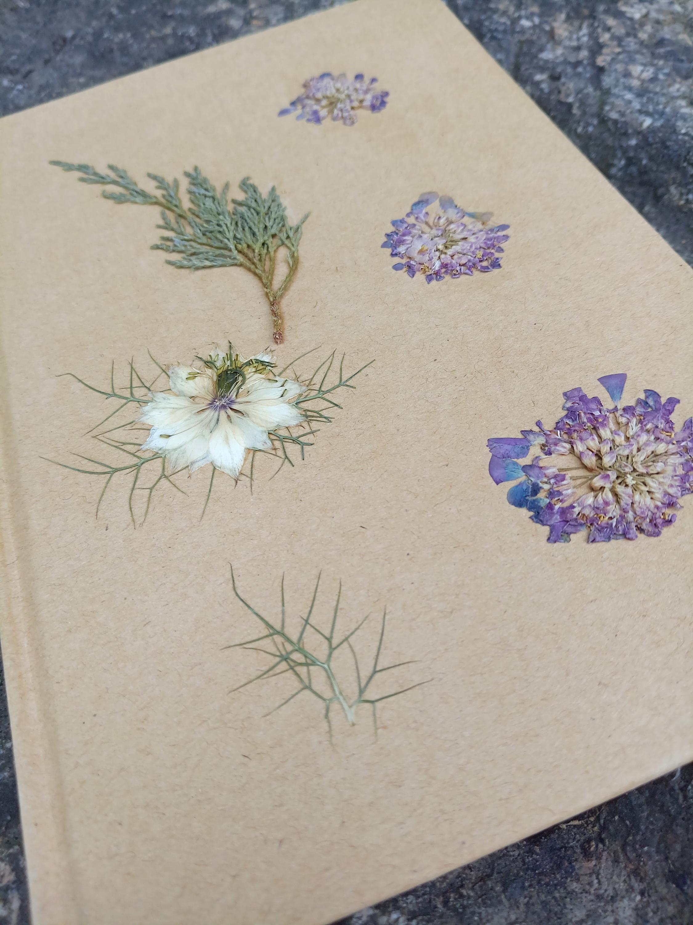 Pressed Flower Journal A5 – Botanical Notebook With Real Dried Flowers ...