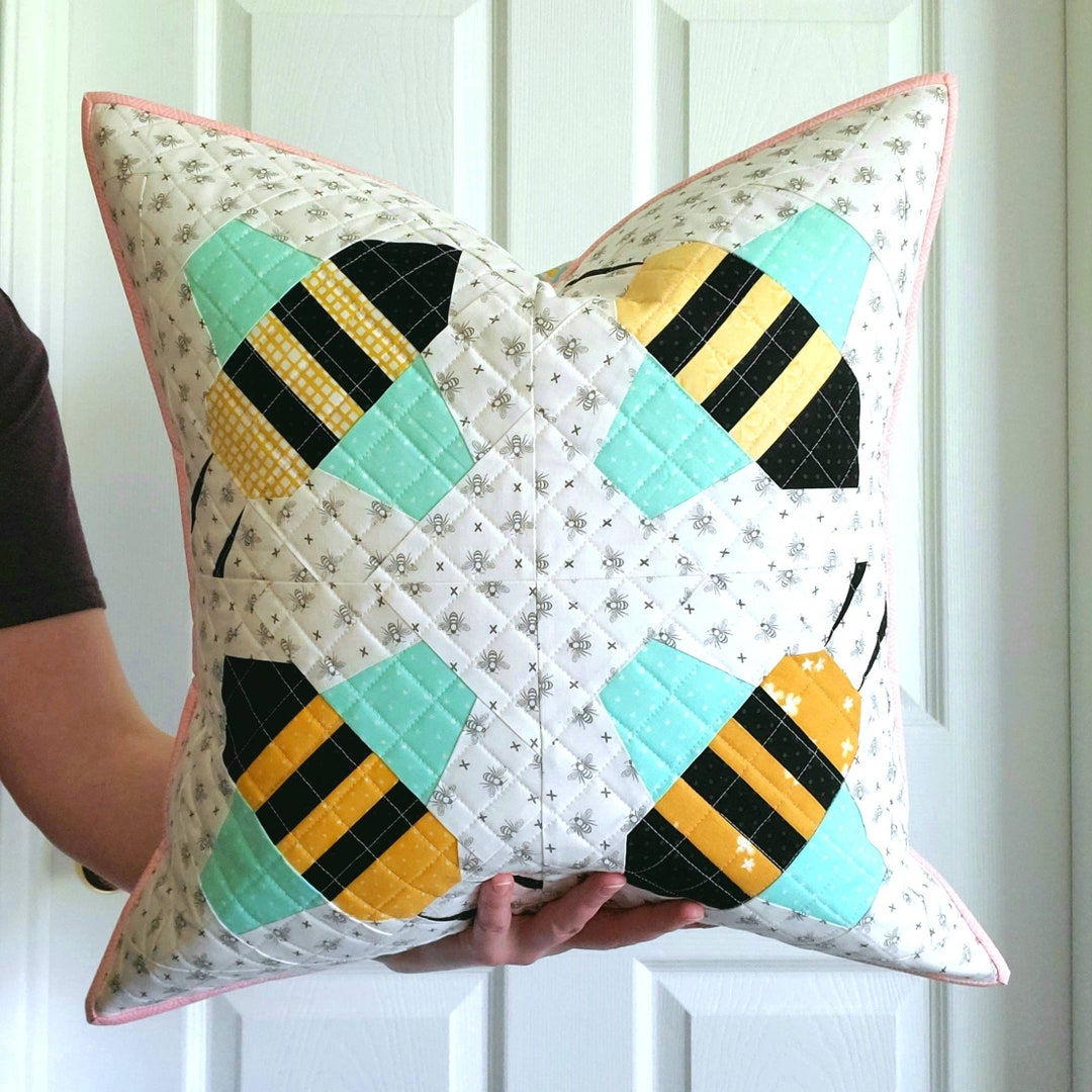 Buzzy Bee Pillow Cover PDF Pattern - Etsy