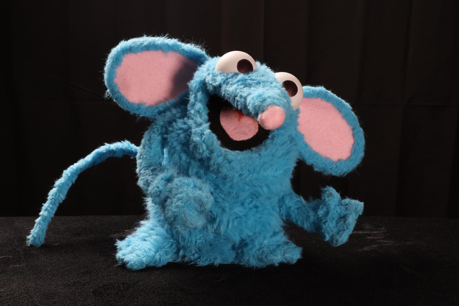 Tuttle the Mouse Hand Puppet - Etsy