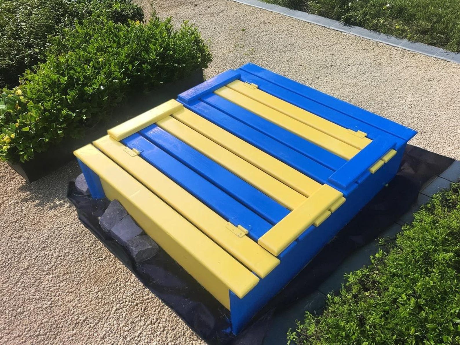 Kids Sandbox Plans With Build-in Seats - Step by Step Instructions DIY ...