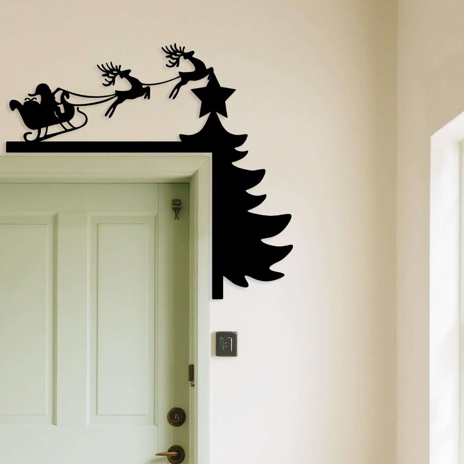 Christmas Door Corners, Santa Claus Reindeer Decor, Christmas Tree Door ...