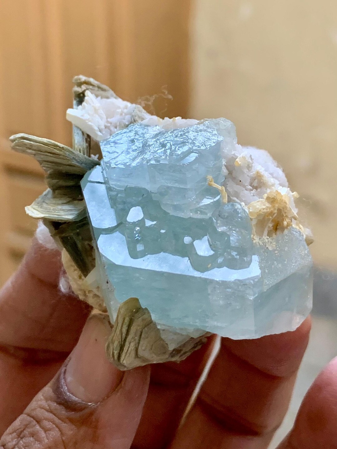 Aquamarine Crystal Cluster With Muscovite - Chumar BAKHOOR Pakistan ...