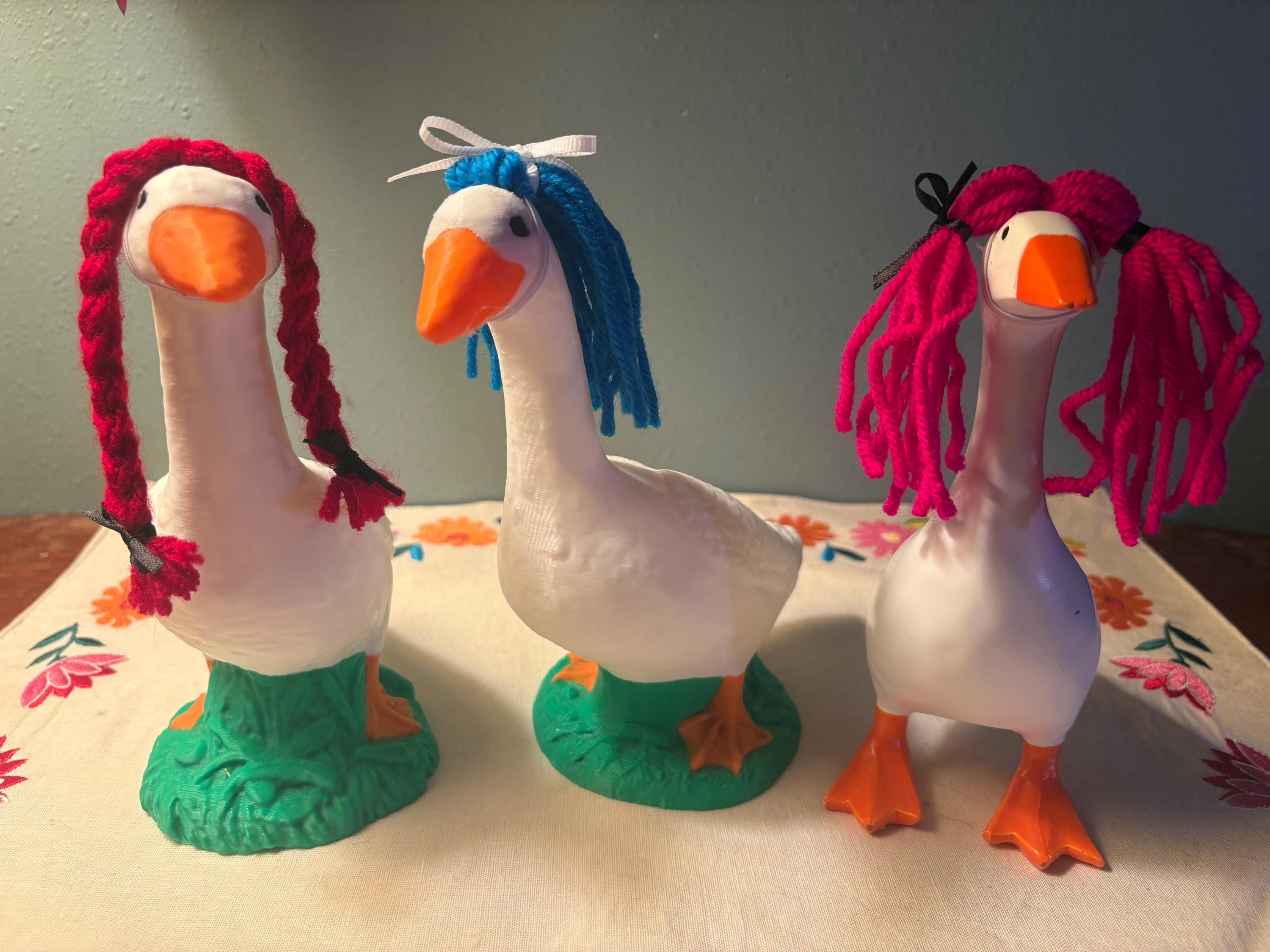 Desk Goose Wig Set: Bright - Etsy