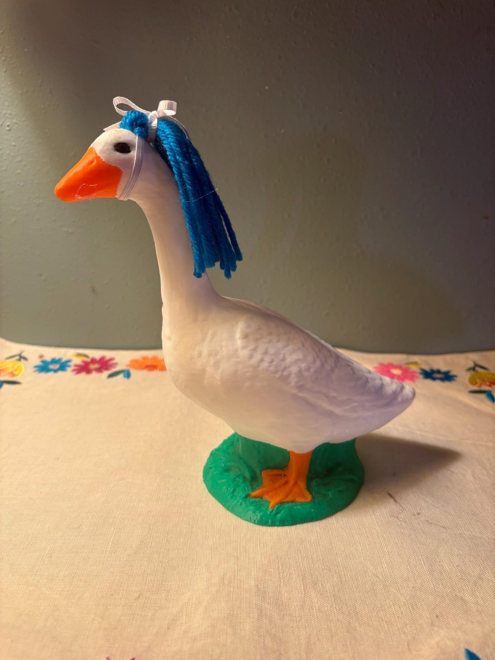 Desk Goose Wig Set: Bright - Etsy