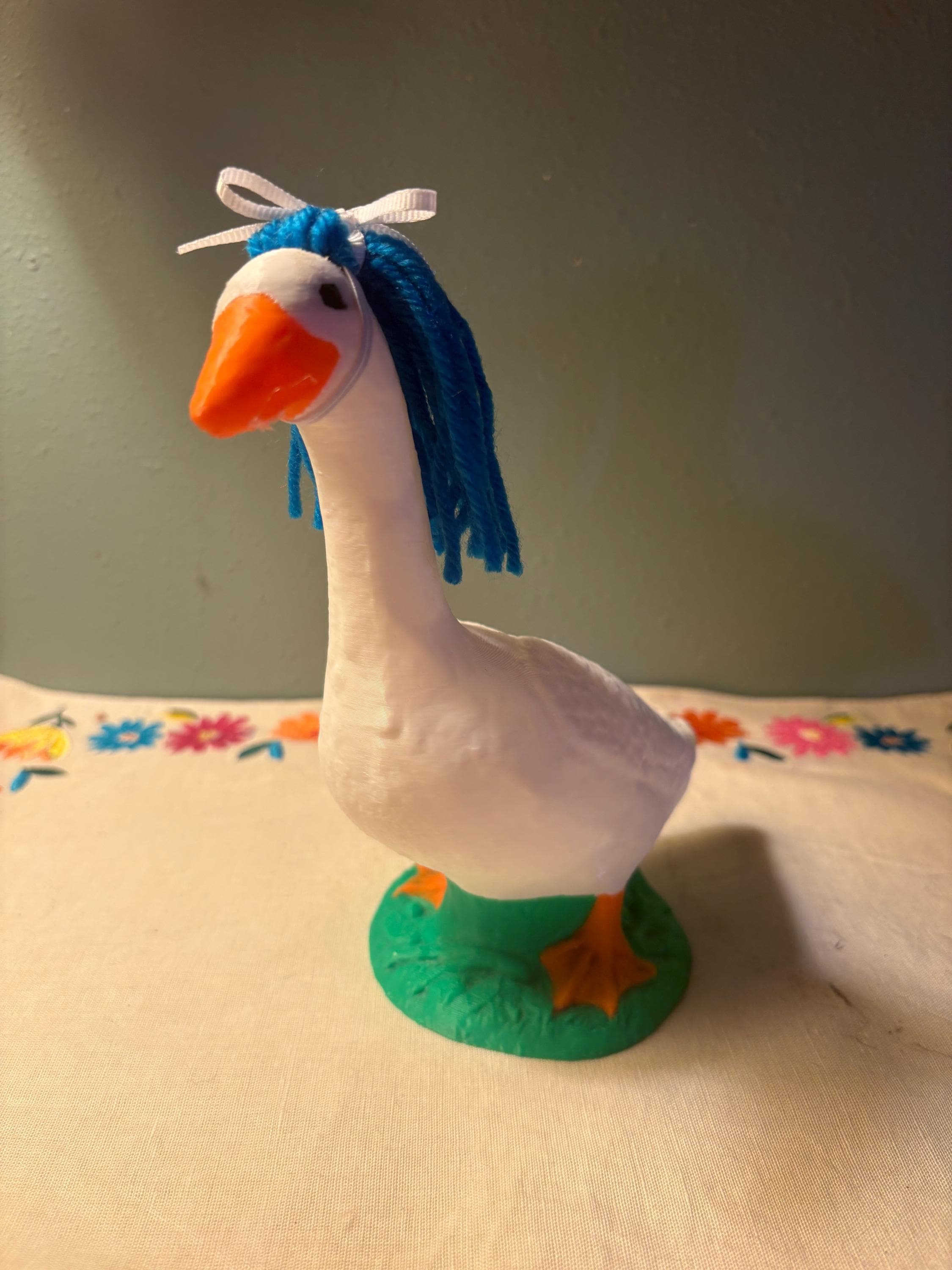 Desk Goose Wig Set: Bright - Etsy