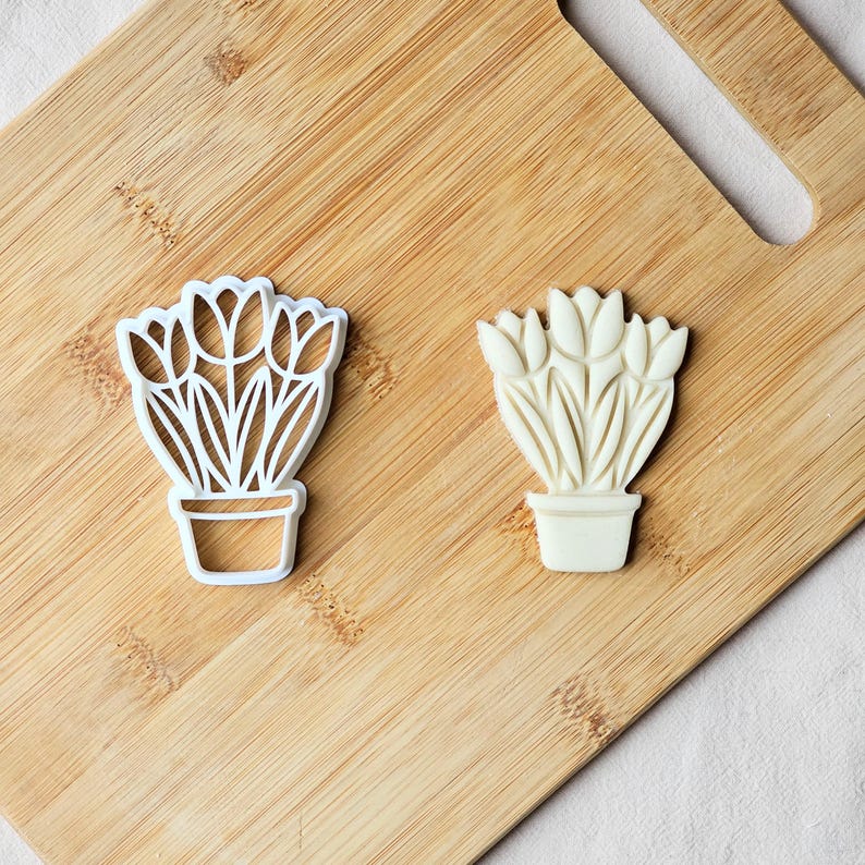 Tulip Garden Cookie Cutter- Easter Flower, Spring Baking & Clay Tools ...