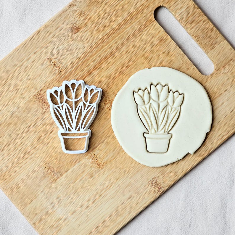 Tulip Garden Cookie Cutter- Easter Flower, Spring Baking & Clay Tools ...