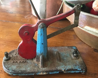 Retro Cents Studio by RetroCentsStudio on Etsy