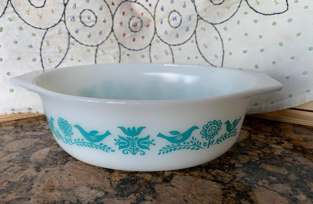 Vintage Pyrex Blue and White Blue Bird Casserole Dish - Etsy