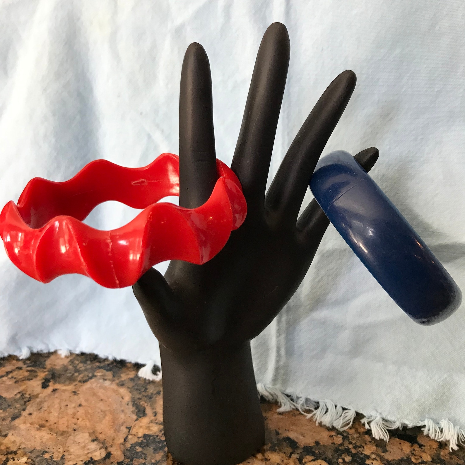 Vintage Retro Plastic Wavy Twisted Red Plastic Bangle Bracelet and Navy ...