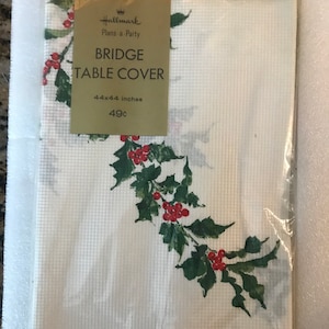Vintage Hallmark Paper Bridge Table Covering Tablecloth Christmas ...