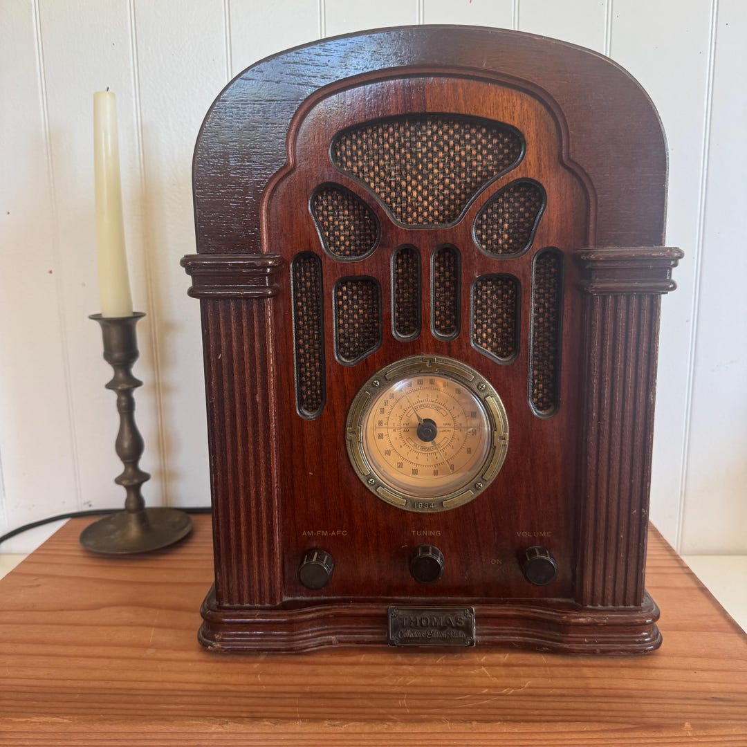 Vintage Thomas Collector’s Edition Cassette Player & AM/FM Radio Wood ...