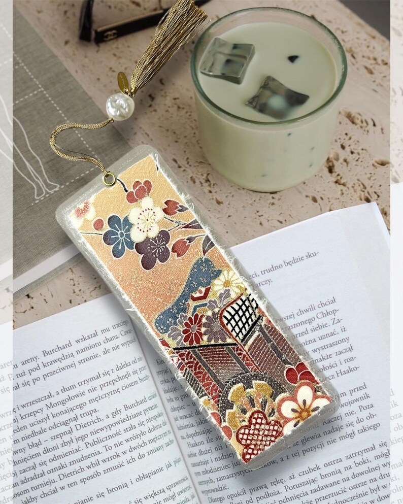 These Bookmarks Are Made by Upcycling Kimonos Fabric A Gift for Someone ...