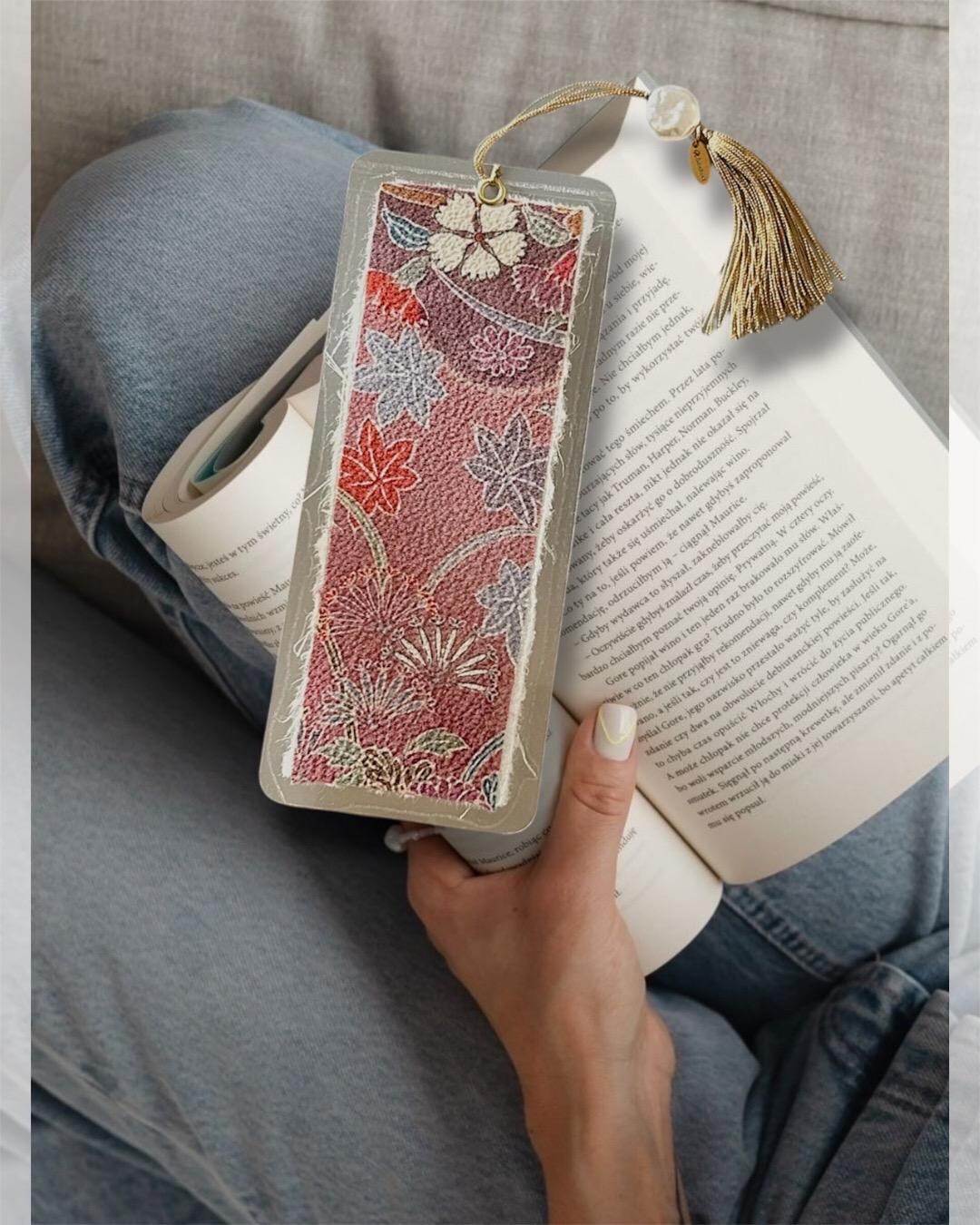 These Bookmarks Are Made by Upcycling Kimonos Fabric A Gift for Someone ...