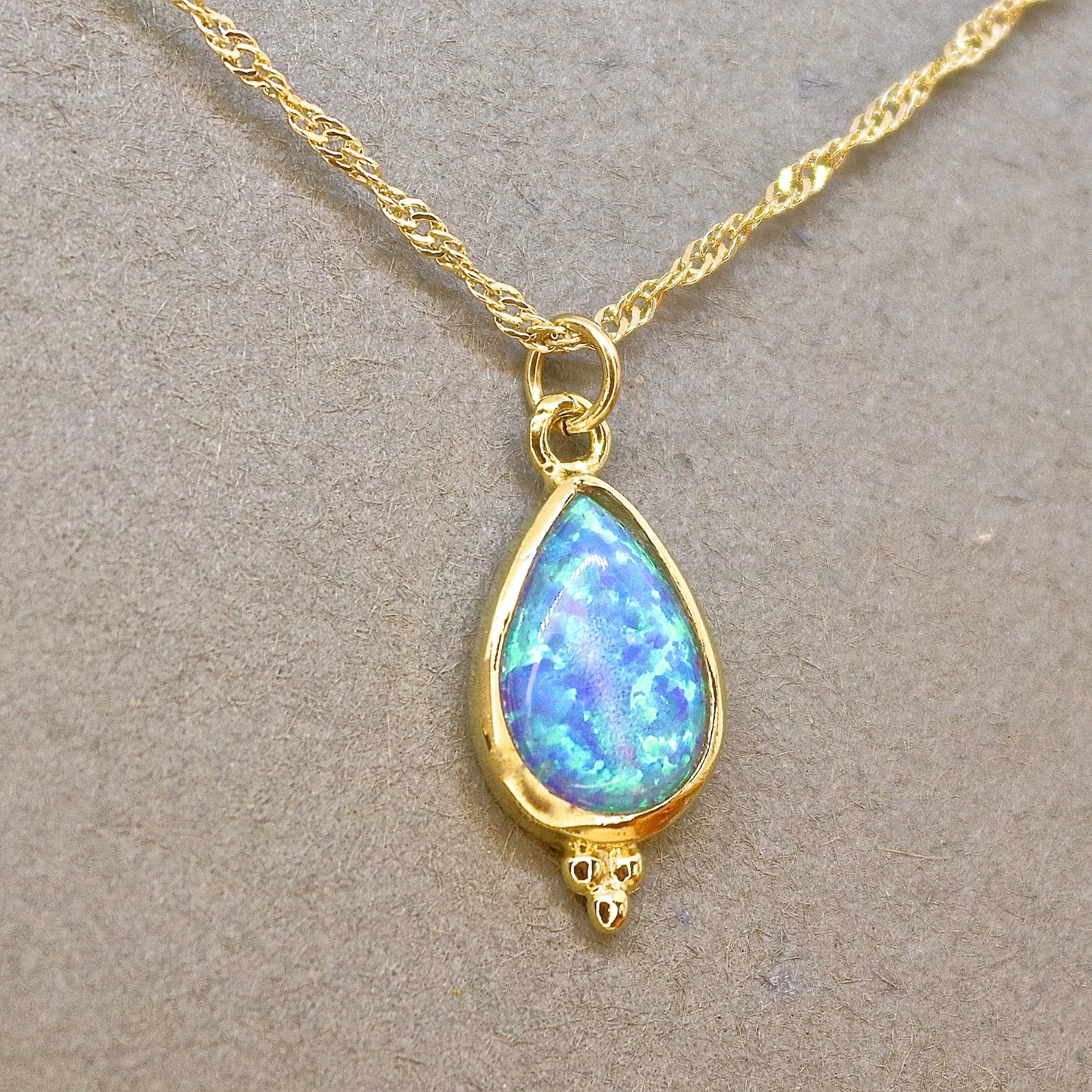 Blue Opal Gold Necklace for Woman, Gold Opal Necklace Pendant, Elegant ...