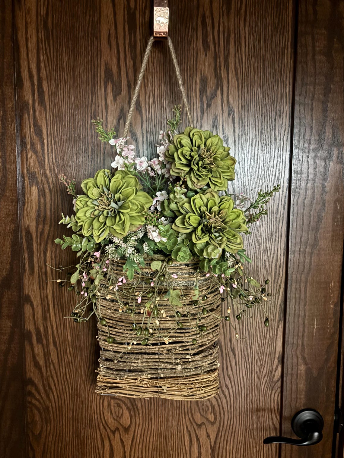 Grapevine Basket With Rope Handle and Moss Green & Pink Colors Design ...
