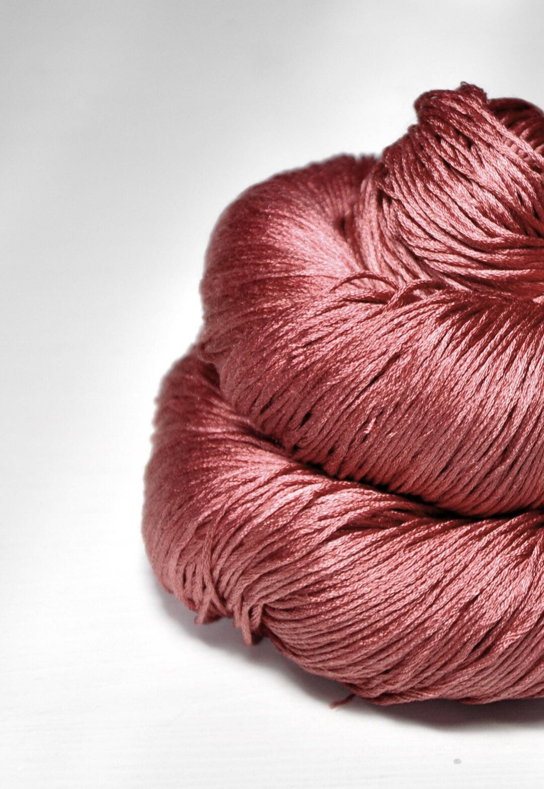 Broken Brick - Silk Fingering Yarn - Hand Dyed Yarn - Handgefärbte ...