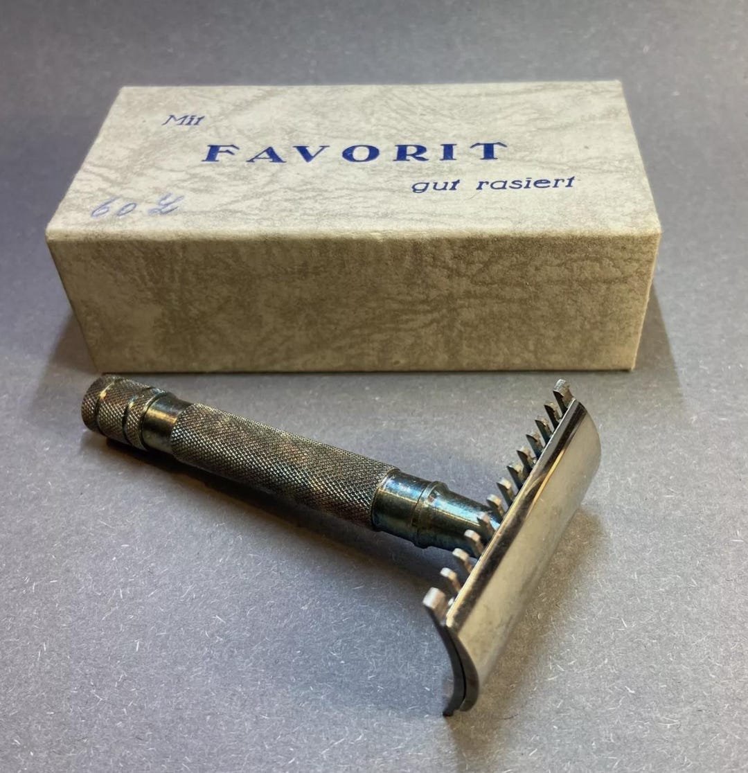 Vintage Swiss FAVORIT Safety Razor: Open Comb DE Razor With Box - Etsy