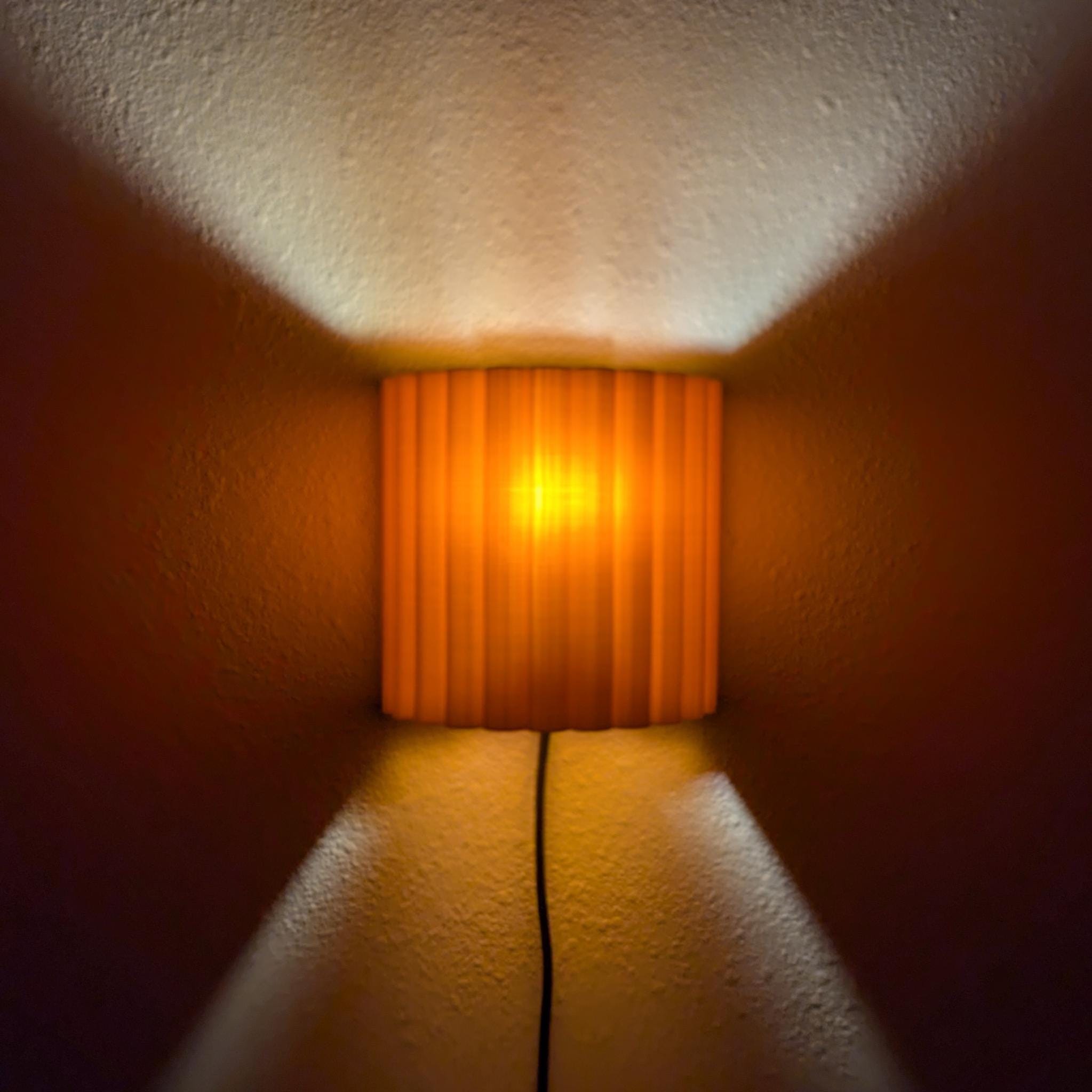 Wavey Plug-in Wall Sconce - Wall Mounted Light - Etsy