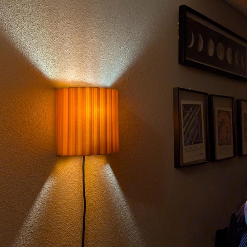 Wavey Plug-in Wall Sconce - Wall Mounted Light - Etsy