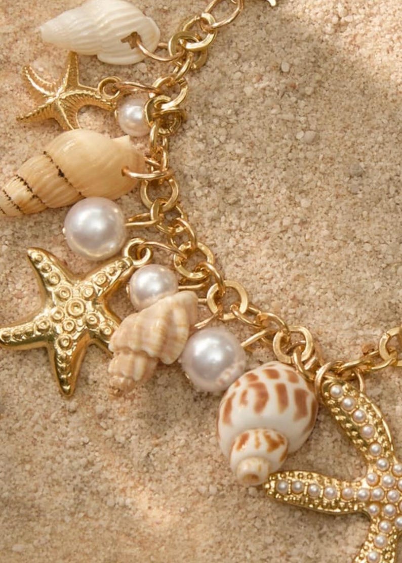 Golden Seashell Charm Bracelet – Coastal Chic Elegance, Seashell ...
