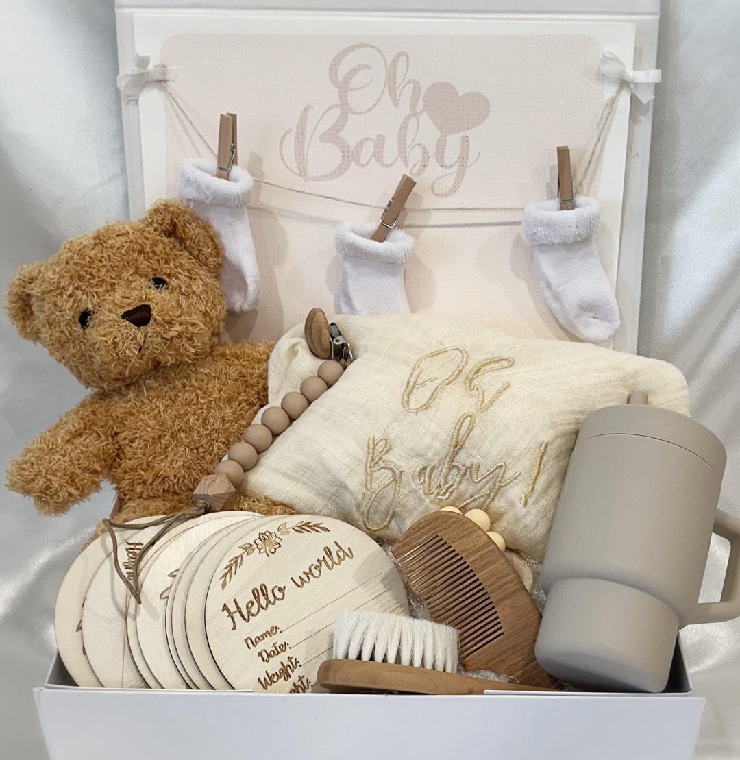 Keepsake Baby Gift Box, Muslin Blanket, Wooden Milestone Discs - Etsy