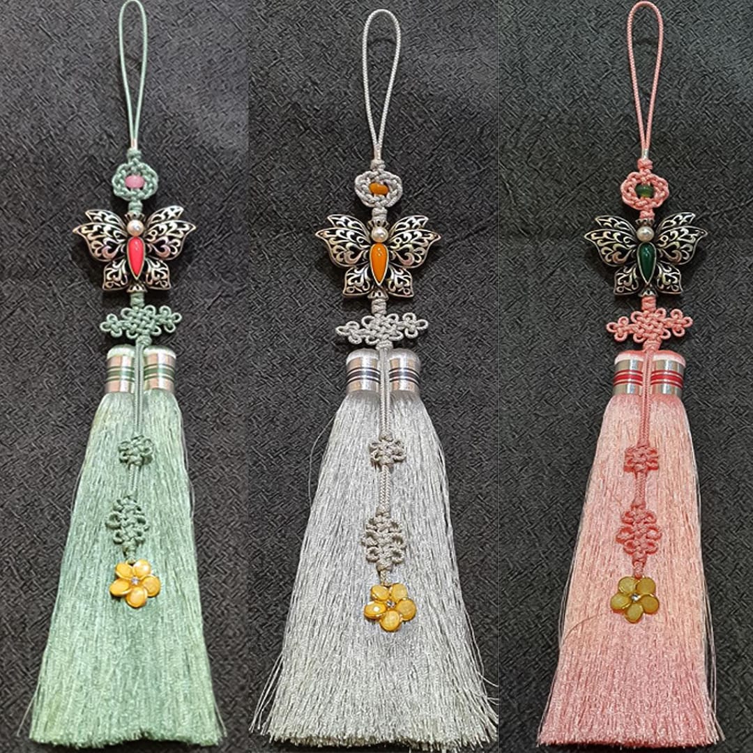 Handmade Korean Hanbok Norigae With Butterfly & Tassel – Traditional ...