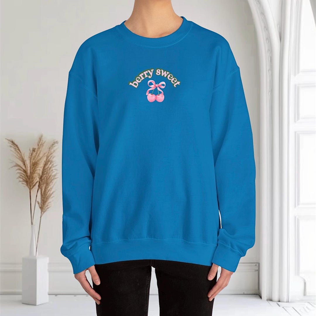 Berry Sweet Minimal Girlcore Strawberry Crewneck Sweatshirt - Etsy