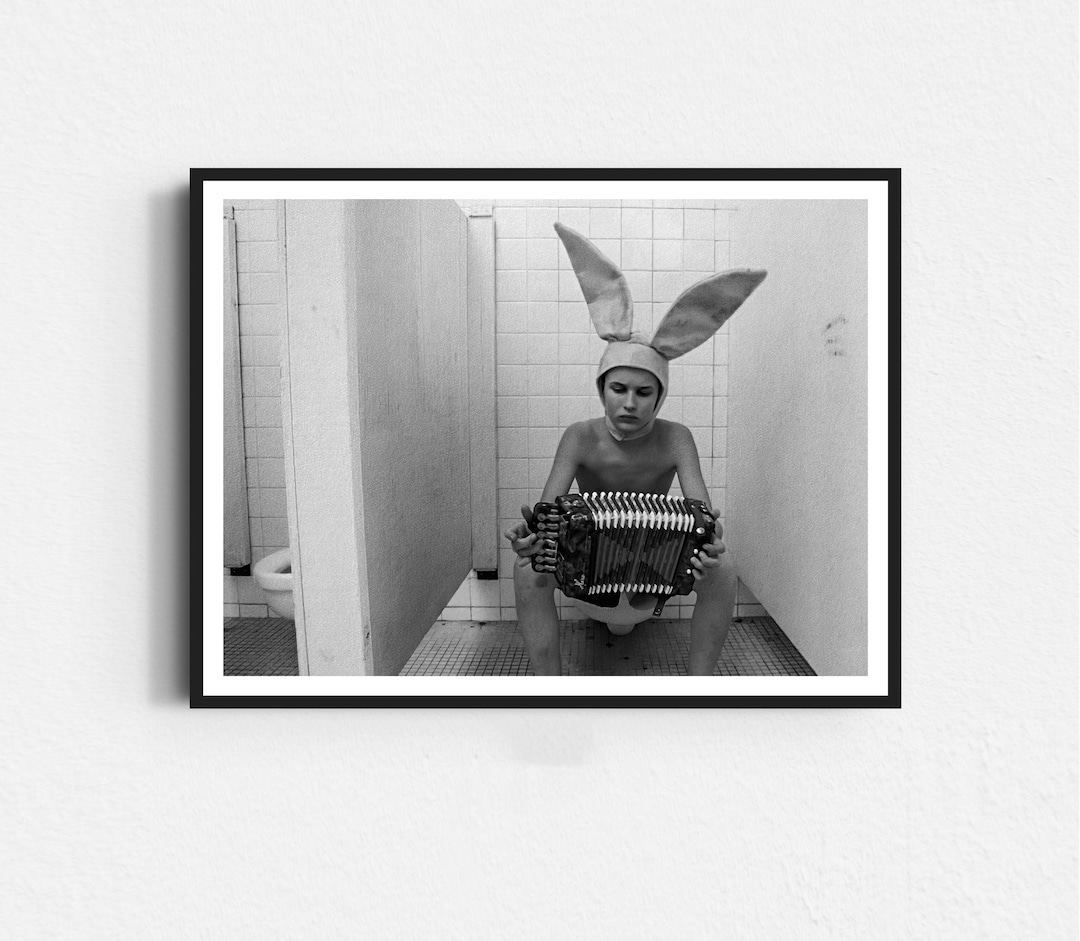 Gummo Movie Poster, Gummo Funny Bathroom, Funny Bathroom Wall Art ...