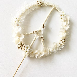Floral Peace Sign Wreath Cake Topper/daisy Cake Topper/groovy/natural ...
