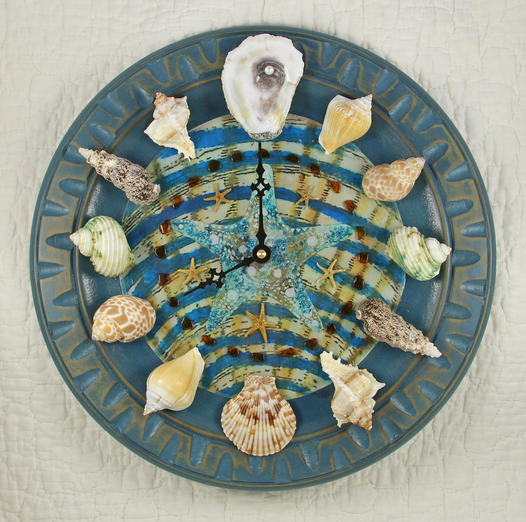 Seashell Wall Clock with starfish decoupage | Etsy